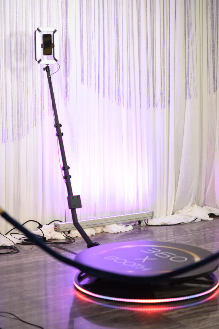 บูธวีดีโอ 360 องศา Video Booth ให้บริการโดยผู้เชี่ยวชาญ